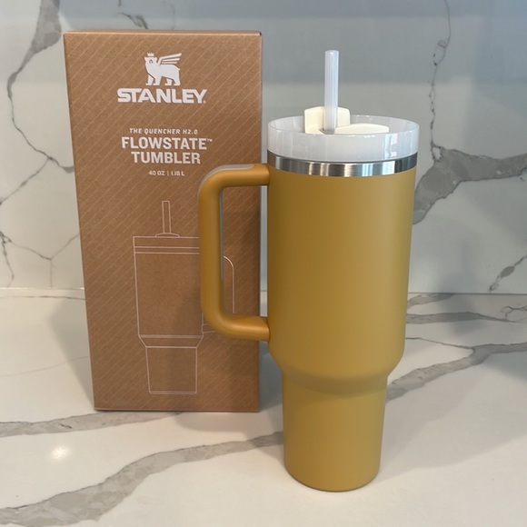 Stanley | Dining | Stanley Yarrow New 4 Oz Quencher H20 Flowstate Nwt ...